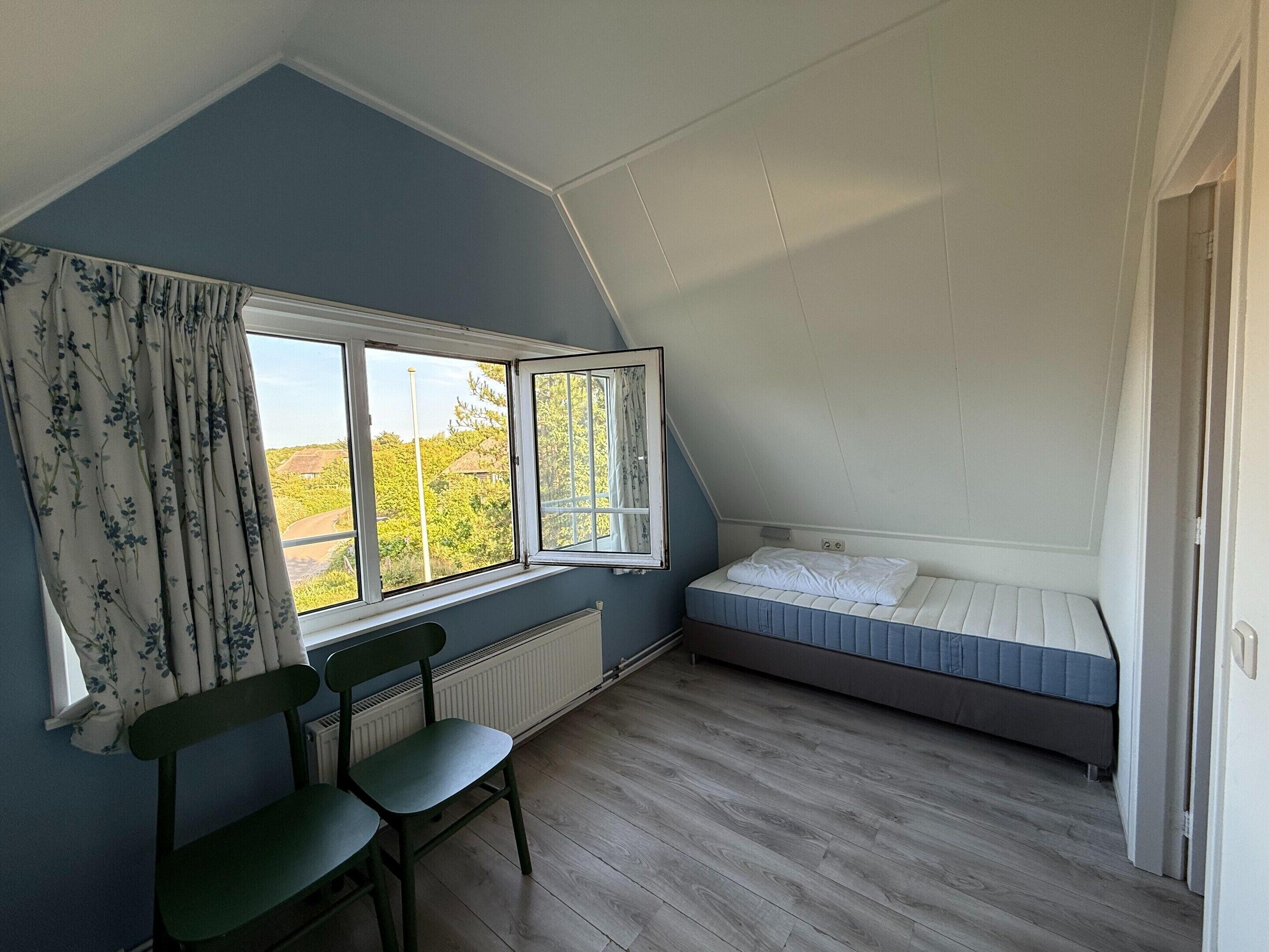 Vila | 4 quartos, individualmente mobiliados