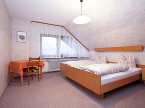 Apartamento | 2 quartos, com mobília individualizada, roupa de cama fornecida