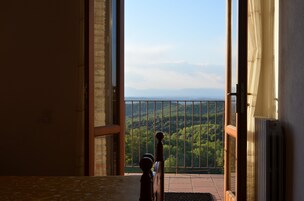 Apartamento Familiar, 3 quartos, vista para a colina (#15) | Terraço/pátio interior