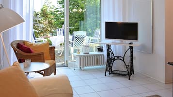 Apartamento | 1 quarto, com mobília individualizada, roupa de cama fornecida