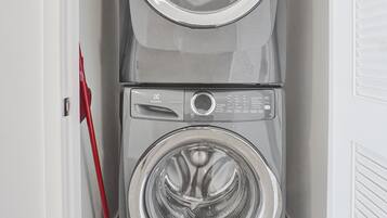 Apartamento Clássico, 3 quartos, varanda, Vista para a cidade | Interior