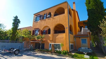 Fachada do alojamento