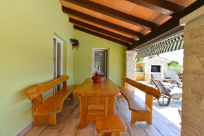 Casa Standard, 6 quartos (23212) | Terraço/pátio interior