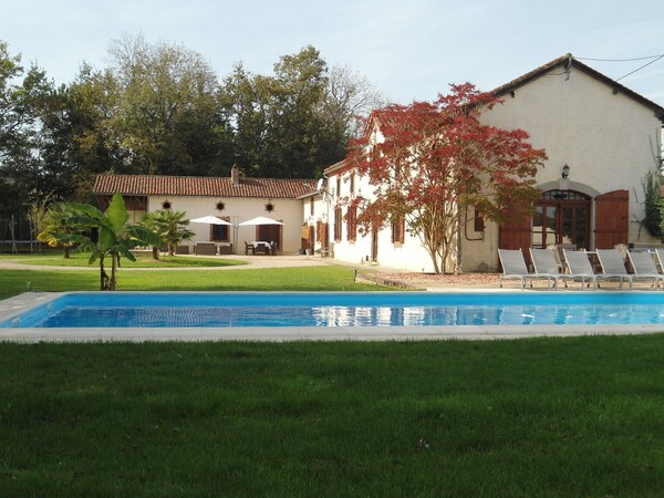 Luxurious Holiday Home With Private Pool - Hautes-Pyrénées