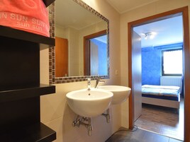 Casa | Casa de banho | Um polibã 