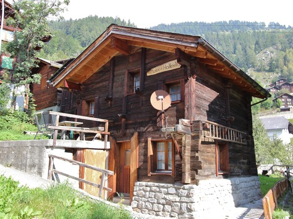 Wooden Chalet In Betten Near The Aletsch Arena - Riederalp