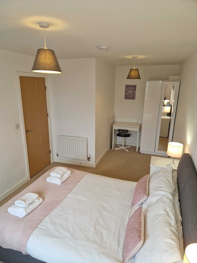 Hereford Robin Coach House: Modern 2-bed With Parking On City Outskirts - Hereford