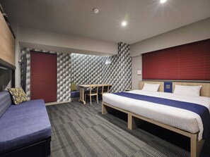 Quarto (King) | Cofres nos quartos, ferros/tábuas de passar roupa, Wi-Fi de cortesia