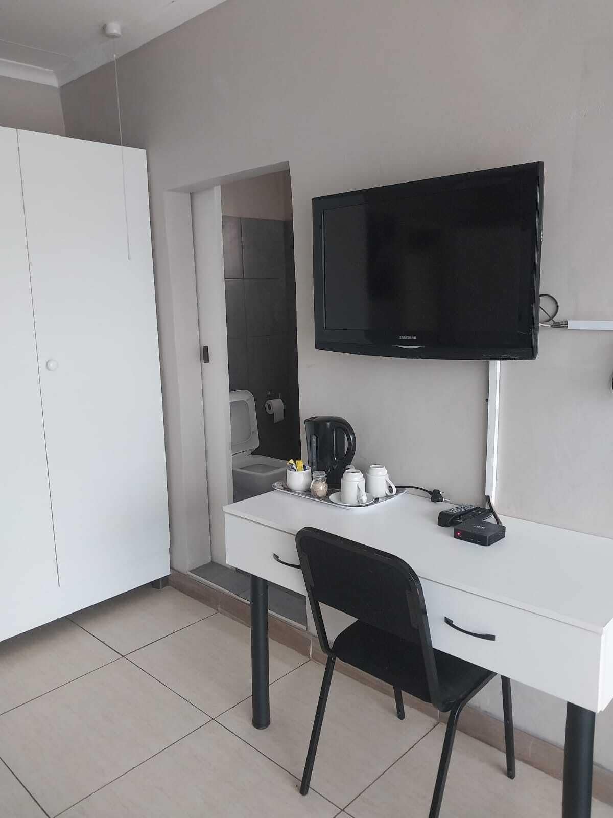 Frigobar, individualmente decorados, individualmente mobiliados