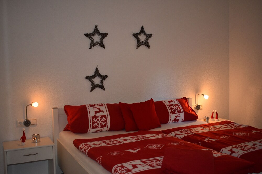 5*****apartment, 2-4 P., 2 Bedrooms, Child-friendly, Wifi Via Dsl Free Of Charge - Bad Brambach