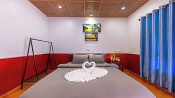 Quarto casal luxo | Roupas de cama premium, edredons de pluma, camas com colchões pillow-top