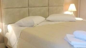 Estúdio, vista para o jardim | Cofre no quarto, Wi-fi grátis, roupa de cama fornecida