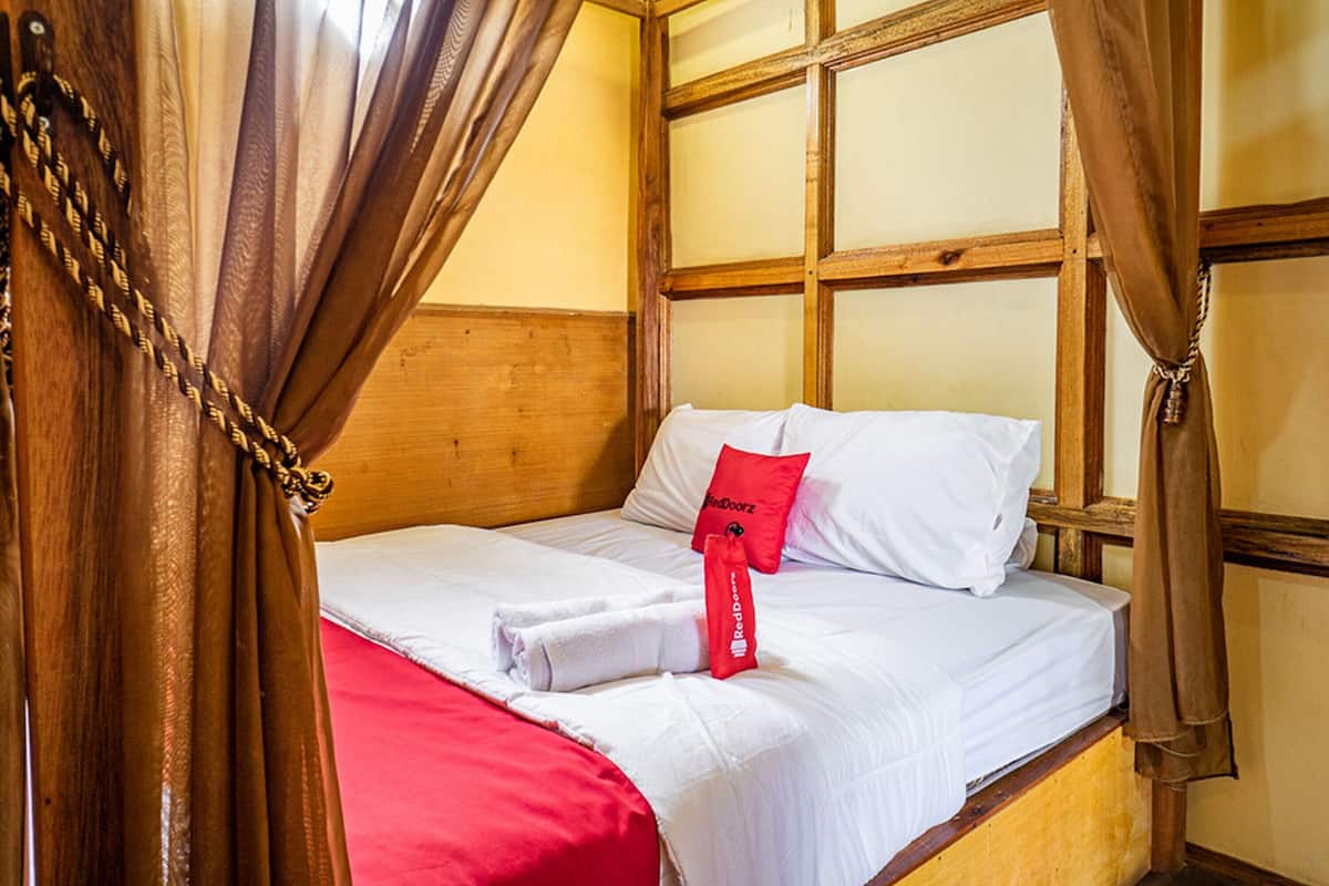 Quarto casal executivo (RedDoorz)