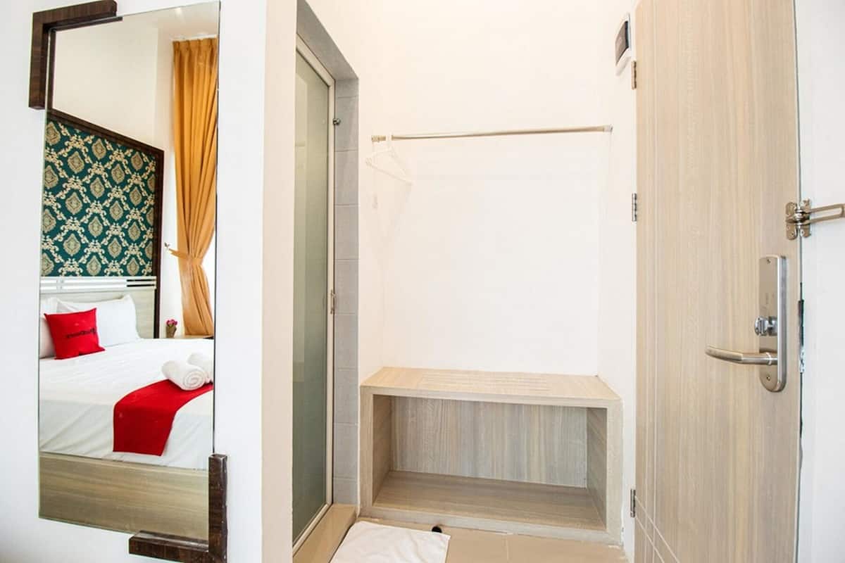Quarto Twin (RedDoorz)