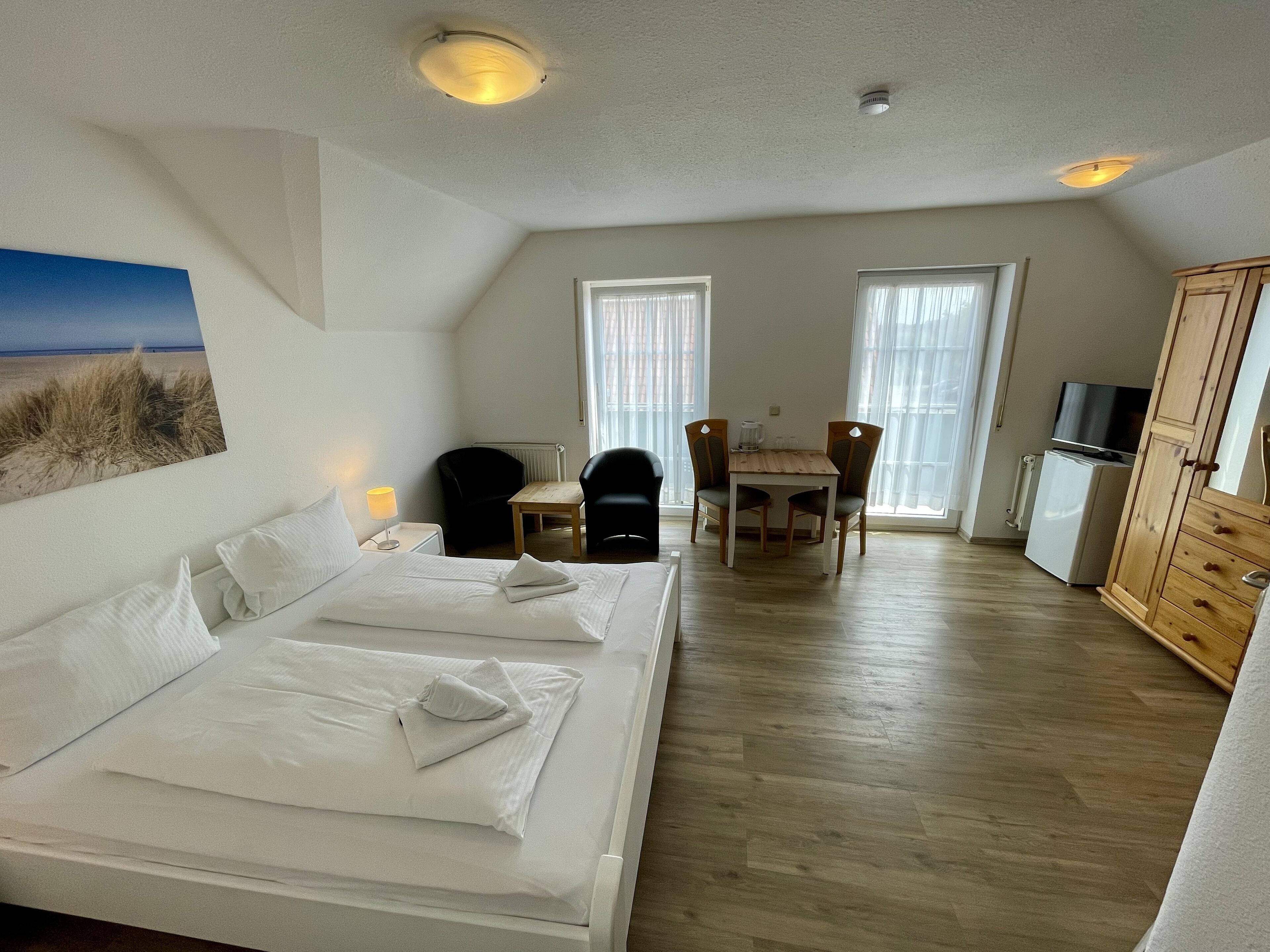 Quarto casal standard, banheiro privativo | Comodidades do quarto