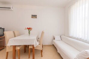 Apartamento (A2) | Wi-fi grátis, roupa de cama fornecida 