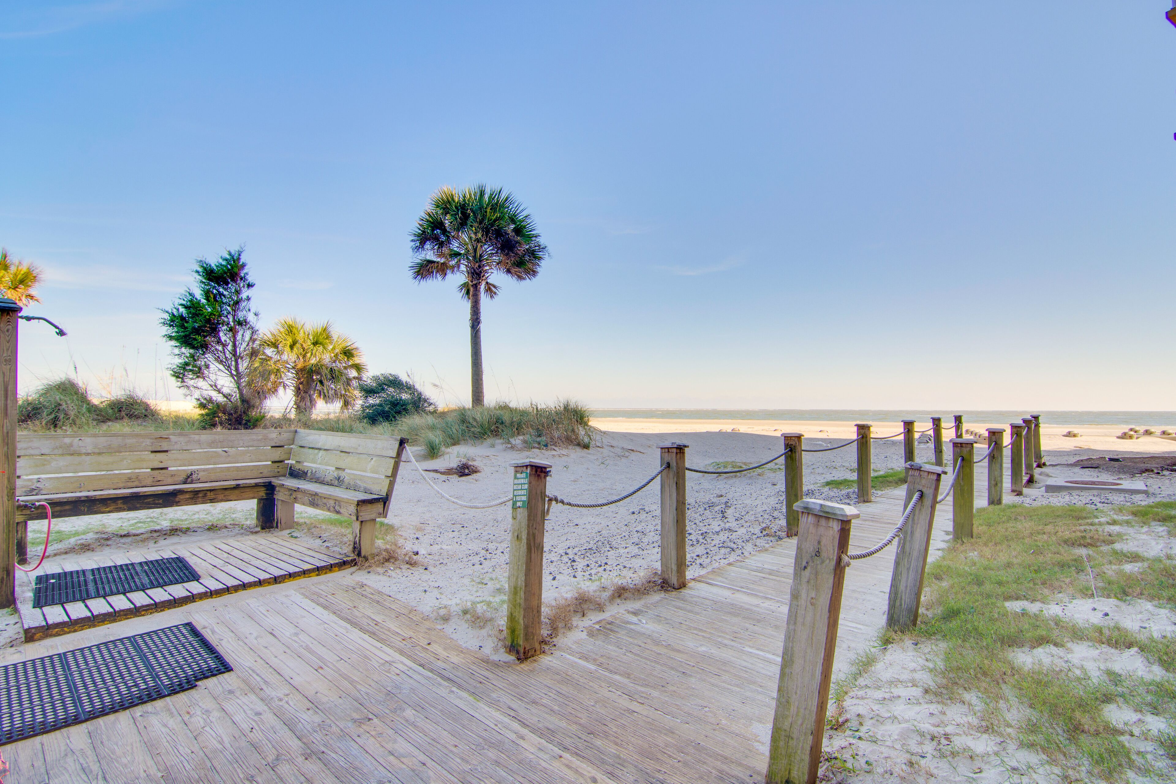 IOP OCEANFRONT HOUSE (not a condo) Private Boardwalk to Beach & 5 ...