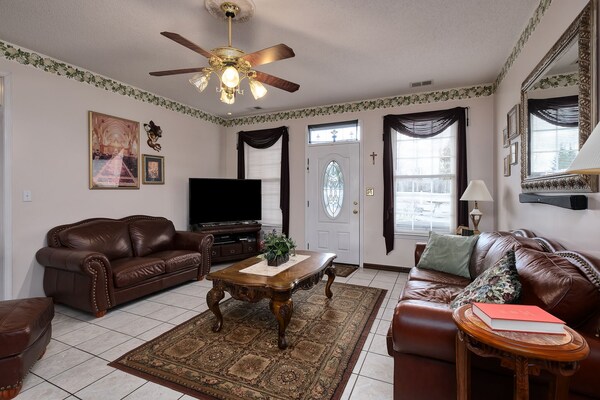 One Mile From The Shrine Of The Most Blessed Sacrament - Spring Valley Beach, Blountsville