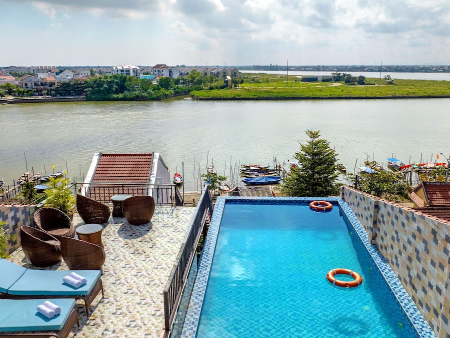 Piscina exterior, uma piscina no terraço