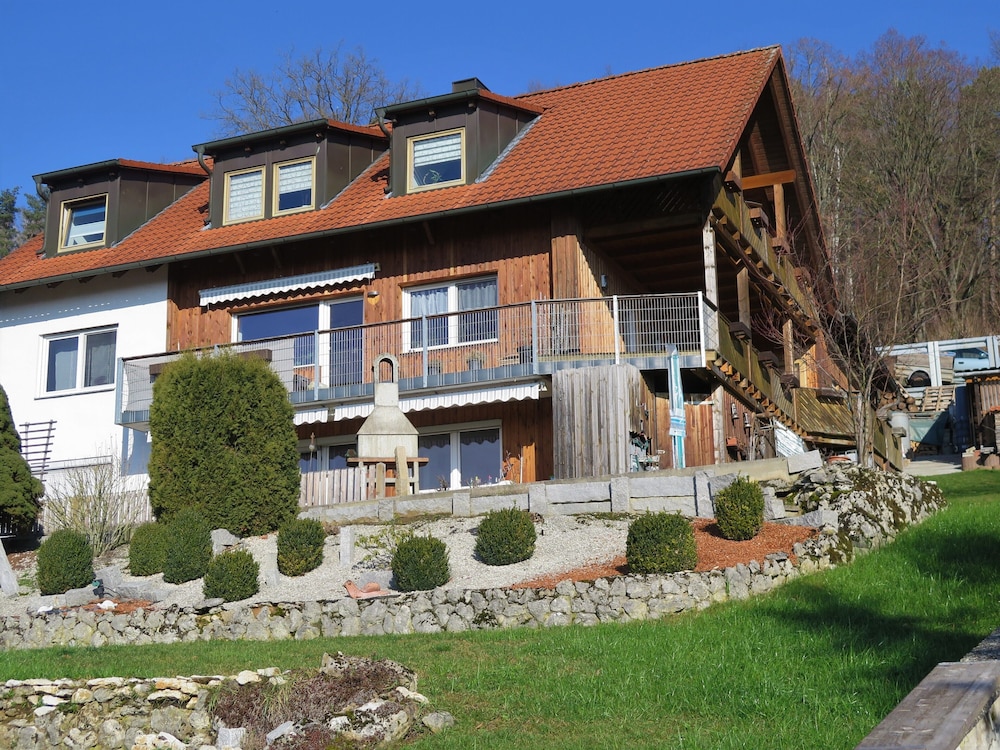Gemütliche Ferienwohnung Mit Nahe Gelegenen Wanderwegen - Ebermannstadt