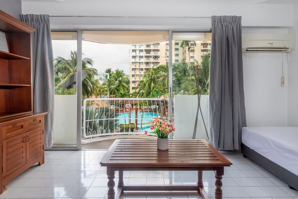 Apartamento, 2 quartos | Sacada