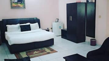 Suite Clássica | 1 quarto, cofre no quarto, com decoração personalizada