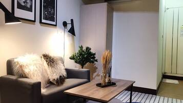 Apartamento galeria, 1 quarto (806) | 1 quarto, individualmente decorados, individualmente mobiliados