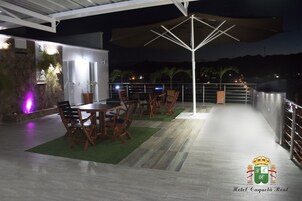 Espaço exterior para banquetes