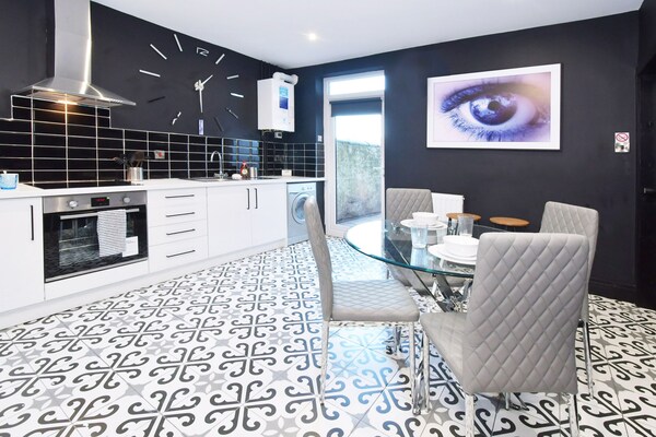 Townhouse @ Henry Street Crewe - Crewe
