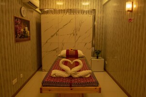 Sala(s) para tratamentos a casais, aromaterapia 