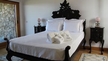 2 quartos, roupas de cama premium, quartos à prova de som, berços grátis