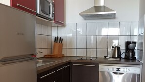 Apartamento, 1 quarto, vista para o mar | Cozinha privada