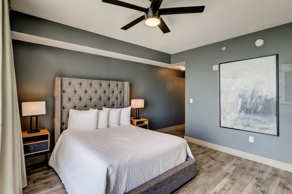 Elegante Condominio Frente Al Mar Cerca De Pier Park Con Piscinas, Jacuzzis Y Servicio De Playa. - Panama City Beach