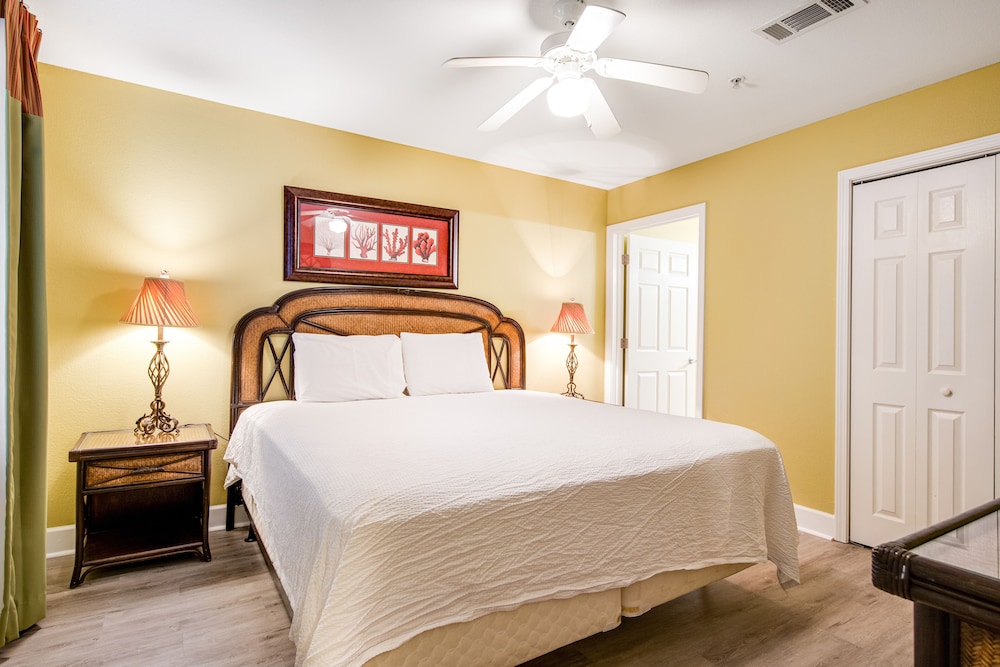 Gulf-front Condo On The 16th Floor W/ Pools, Hot Tubs & Seasonal Beach Service - Panama City Beach, FL