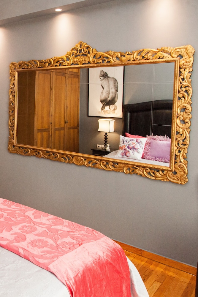 Luxury By Gk Apartment In Thissio, Athens Center - Афины