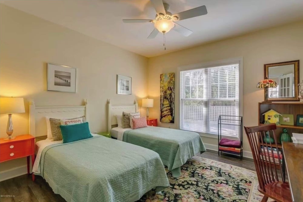 6 Br/4ba (2 X 3/2 Apartments) In Historic St. Aug. - Castillo de San Marcos National Monument