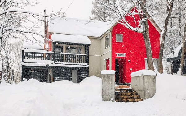 Niseko Ski Lodge - Hokkaido