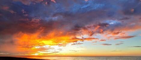 Perto da praia, areia branca