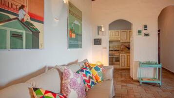 Villa, 3 quartos, terraço, vista para o mar | Cozinha privada | Uma máquina de lavar louça, uma cafeteira/bule, uma cadeira de bebé