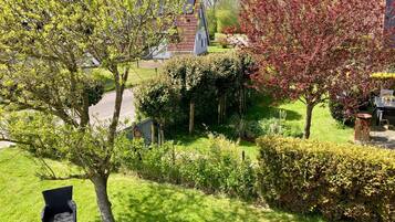 Bangalô, 3 quartos, sacada, vista para o jardim | Área da propriedade