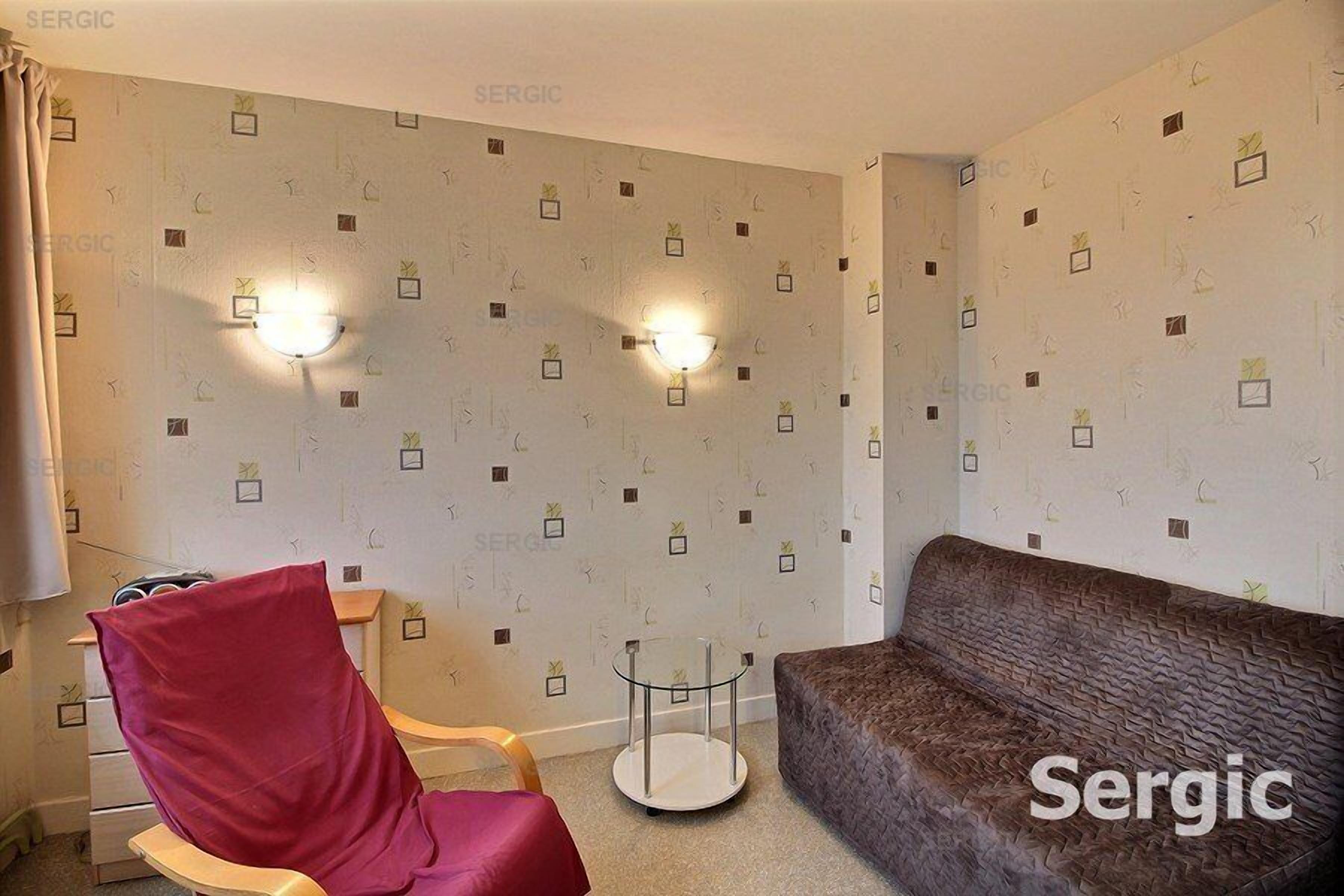 Carnot10 : Appartement 2 Chambres En Centre Ville Au 3ème éTage Sans Ascenseur - Berck