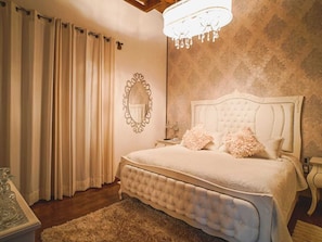 Quarto Júnior | Cofre no quarto, secretária, cortinas/cortinados opacos, Wi-fi grátis 