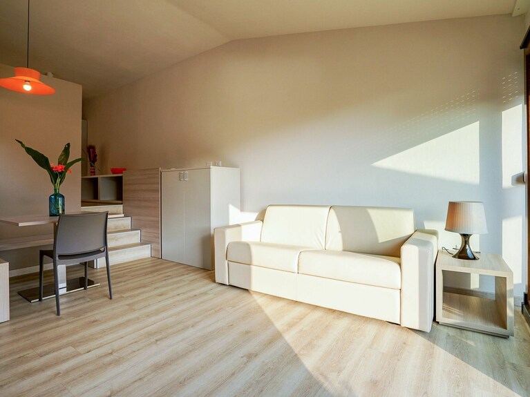 Nice Apartment In Villa For 4 People With Wifi, A/c, Pool, Tv, Terrace And Pets Allowed - Castiglione della Pescaia
