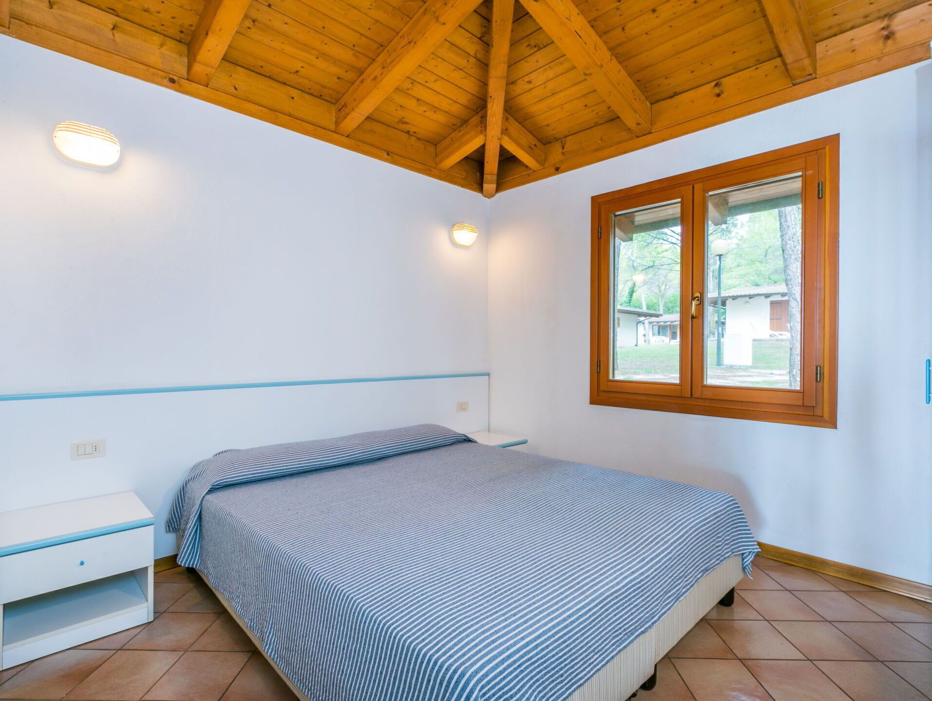 Angenehme Wohnung In Einem Ferienhaus Für 6 Gäste Mit  W-lan, Klimaanlage, Pool, Tv Und Terrasse - Friaul-Julisch Venetien