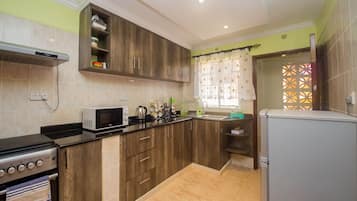 Apartamento, 2 quartos | Cozinha compartilhada