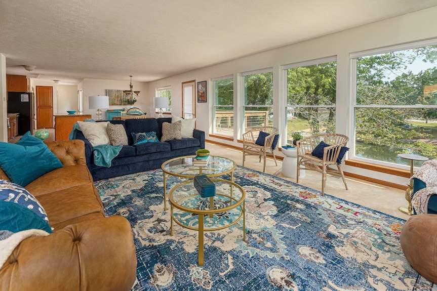 Waterfront 3br + Loft W/ Dock On Lake Of Egypt - Illinois