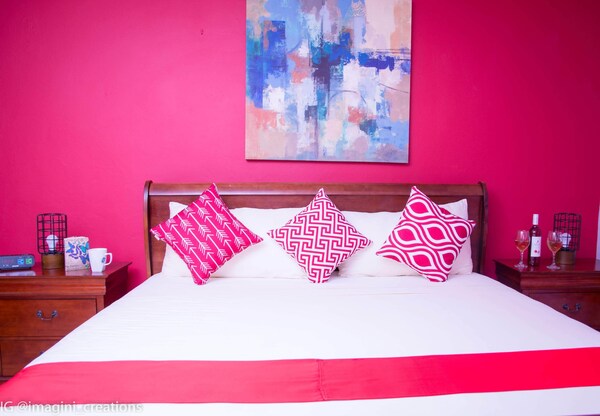 Premier Taylormade Apartment Kingston - Kingston