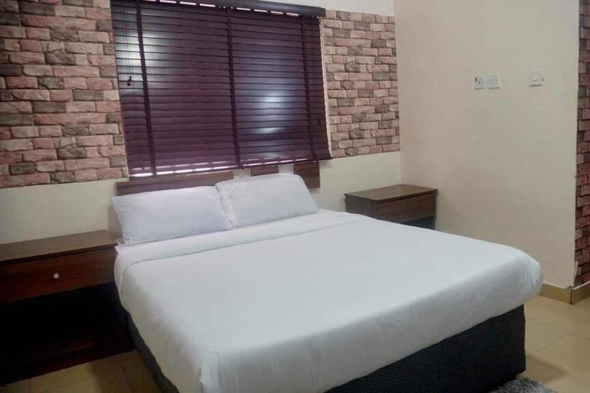 1 quarto, cofres nos quartos, individualmente decorados