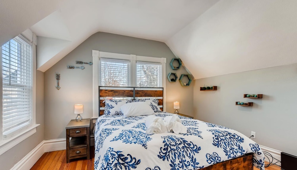 2-story Victorian • Modern Interiors • Walk To Dt - Manitou Springs, CO
