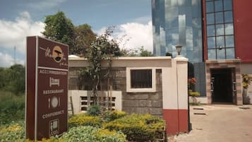 Entrada do alojamento